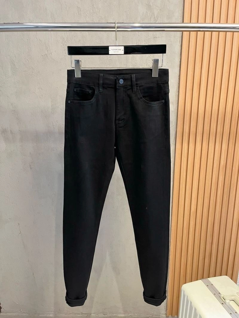 Accurate model Armani Jeans