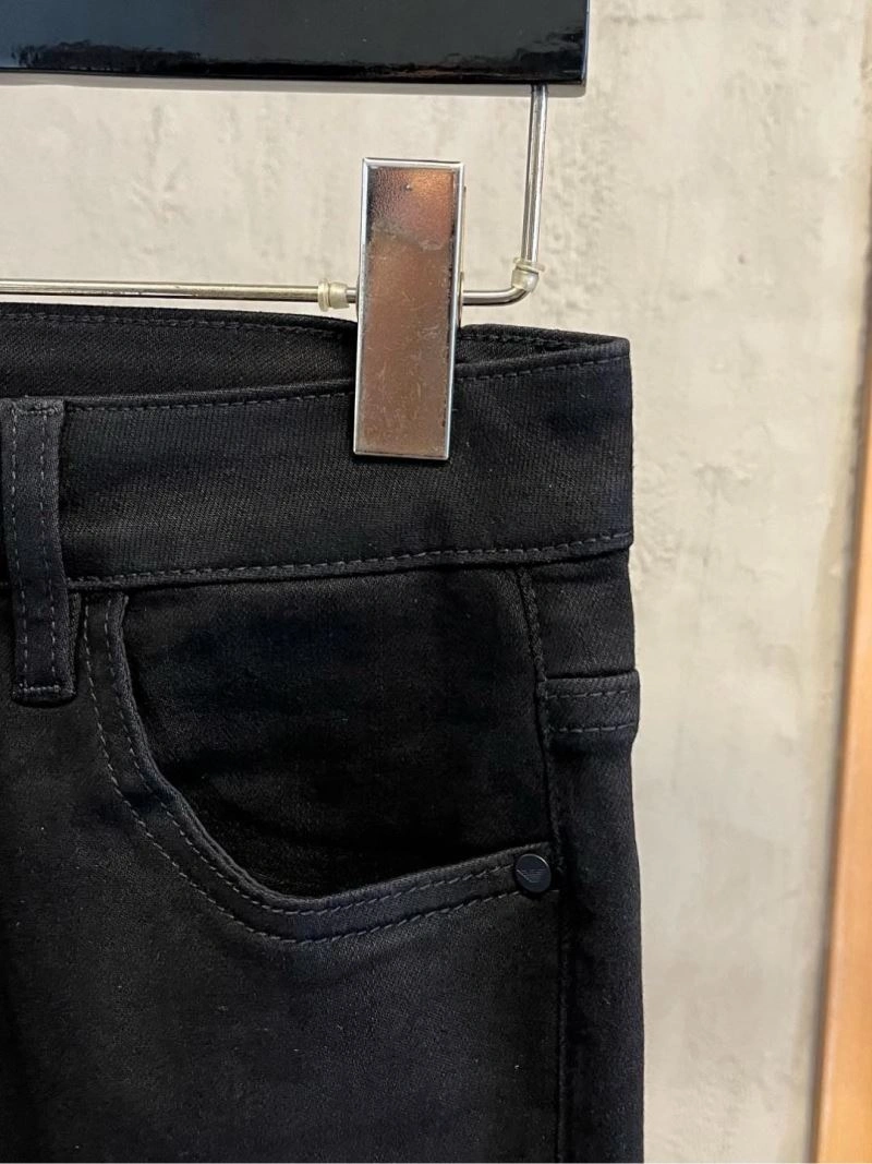 Accurate model Armani Jeans