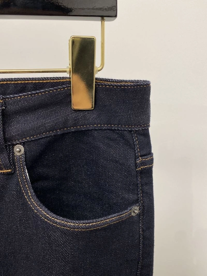 Low-cost Armani Jeans