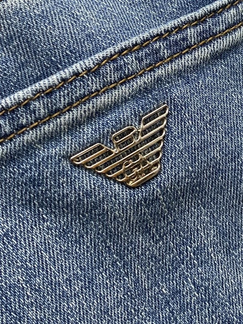 Top match Armani Jeans