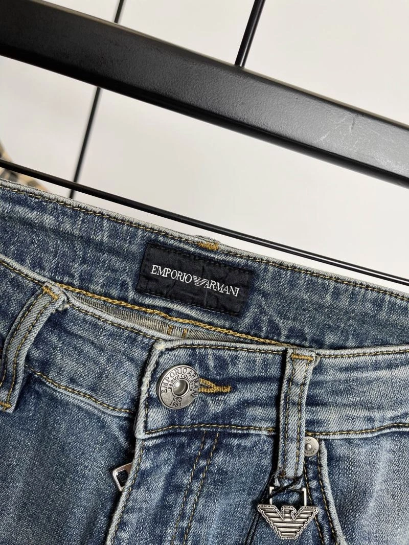 Top match Armani Jeans