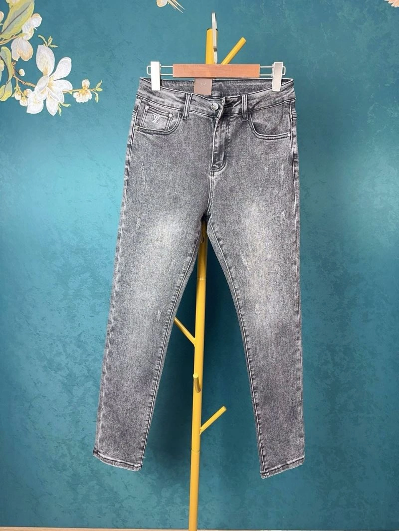 Inexpensive Armani Jeans