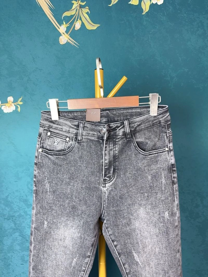 Inexpensive Armani Jeans