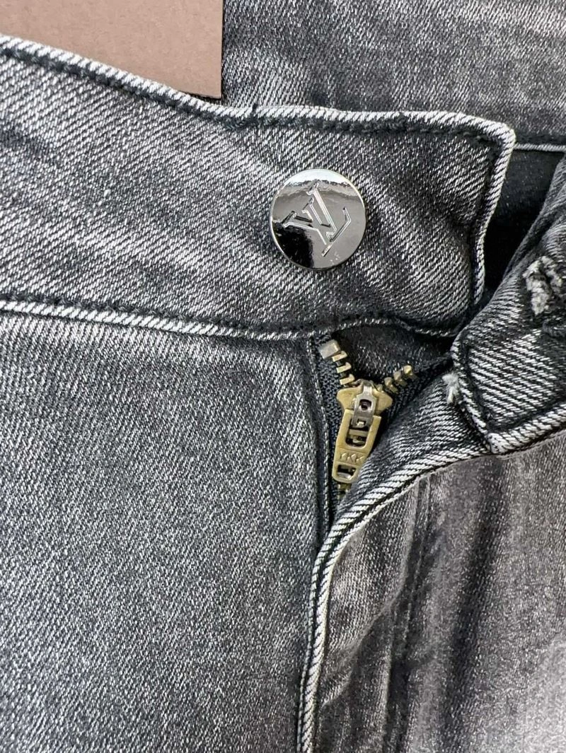Inexpensive Armani Jeans