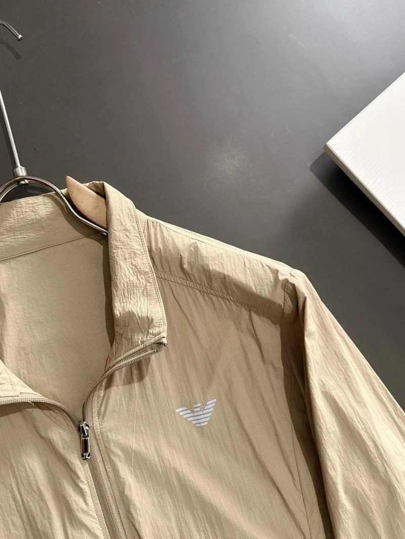 Top match Armani Outwear