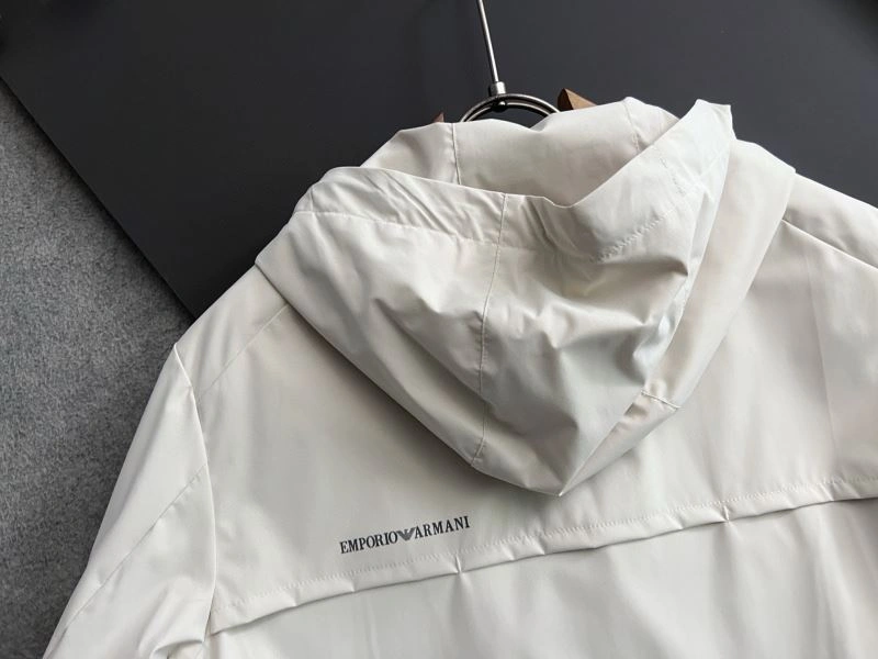 Top mirror Armani Outwear