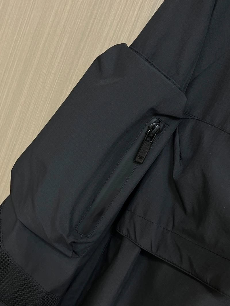 Top match Armani Outwear