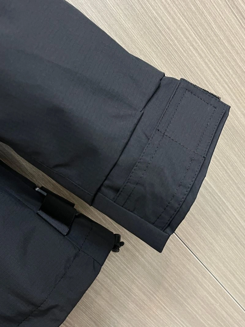Top match Armani Outwear
