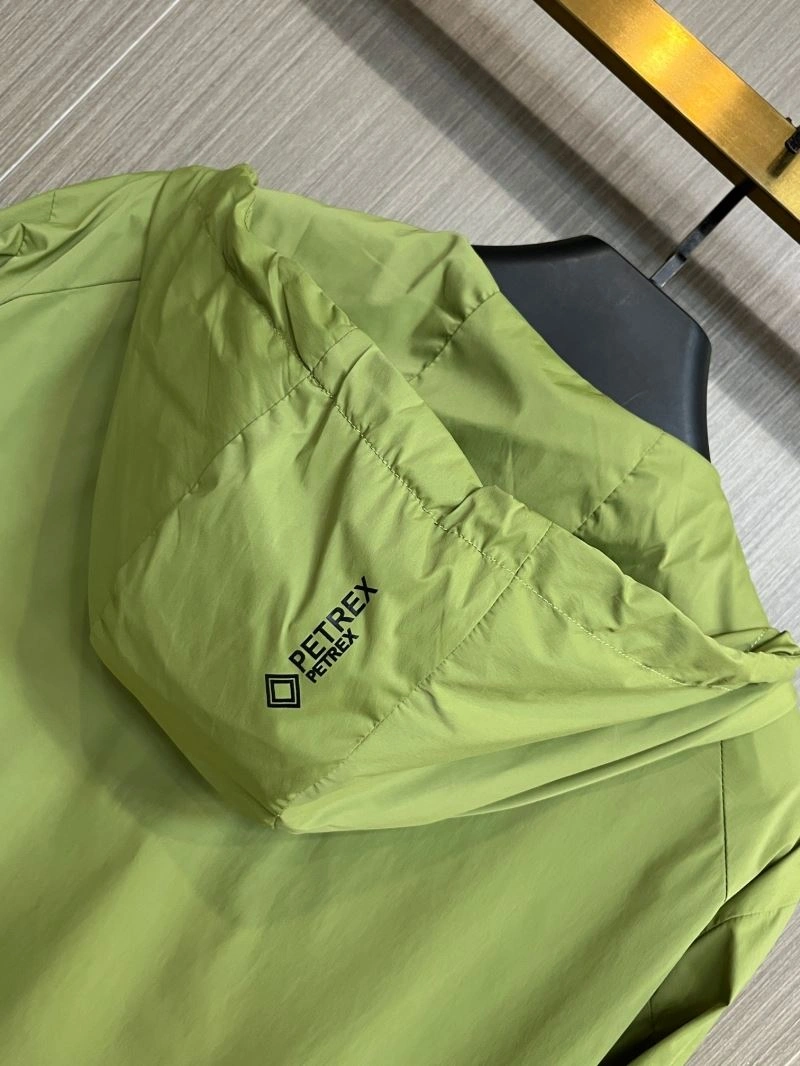 Top mirror Armani Outwear