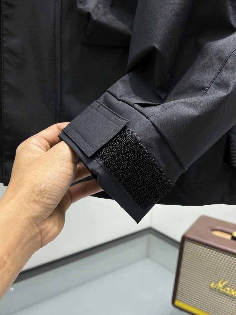 1:1 copy Armani Outwear