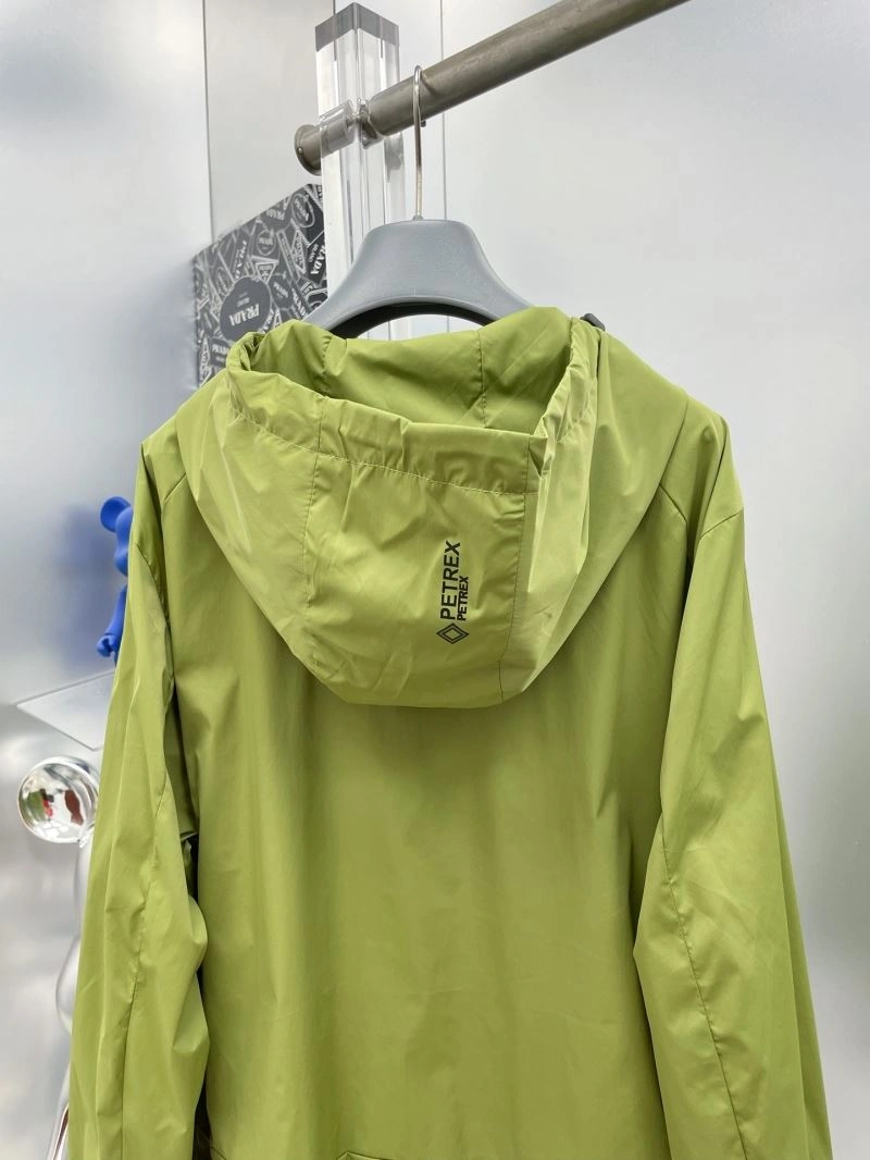 Bargain Armani Outwear