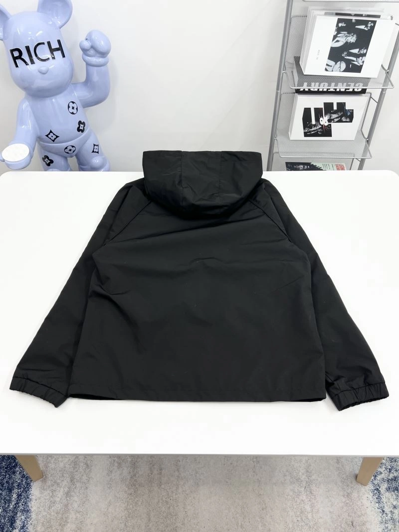 Top match Armani Outwear