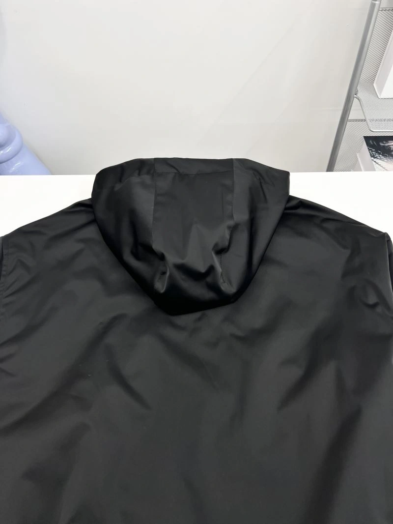 Top match Armani Outwear