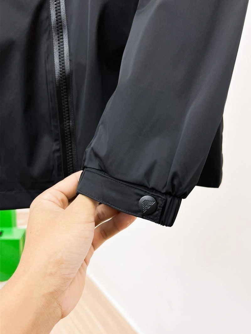 Top match Armani Outwear