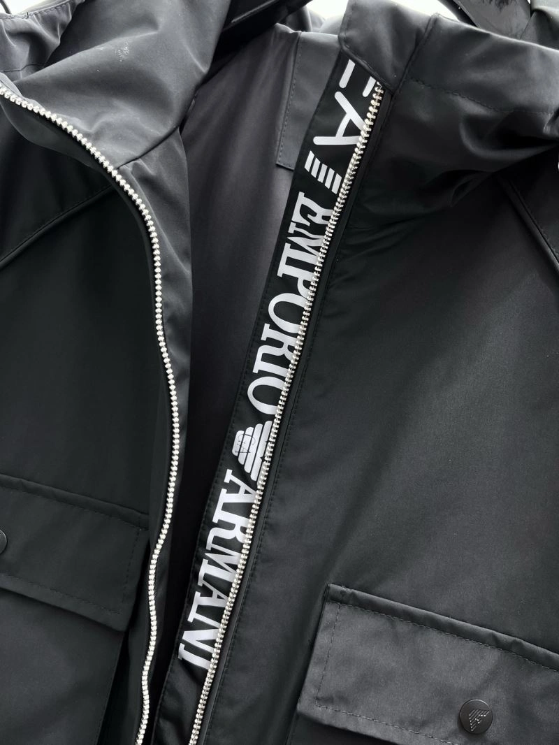 Top mirror Armani Outwear