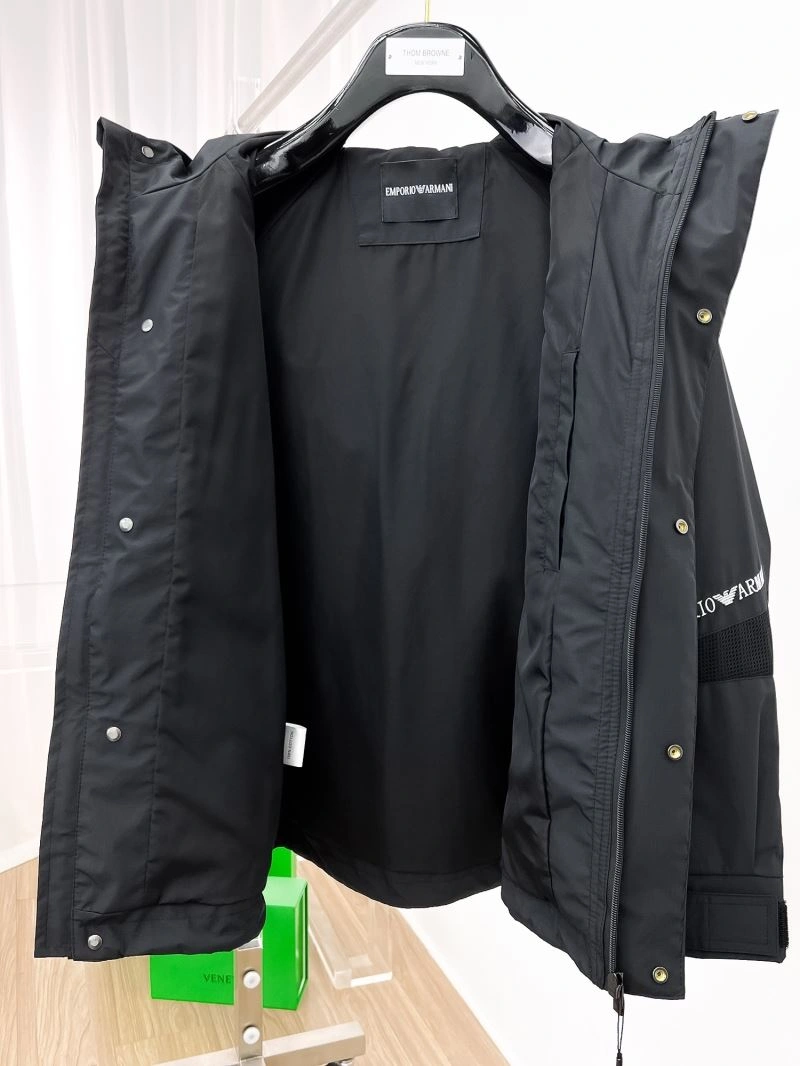 Top mirror Armani Outwear