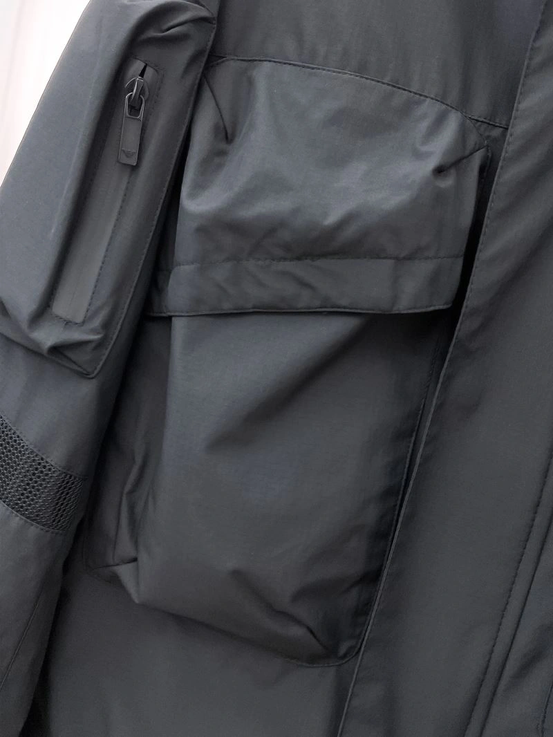 Top mirror Armani Outwear
