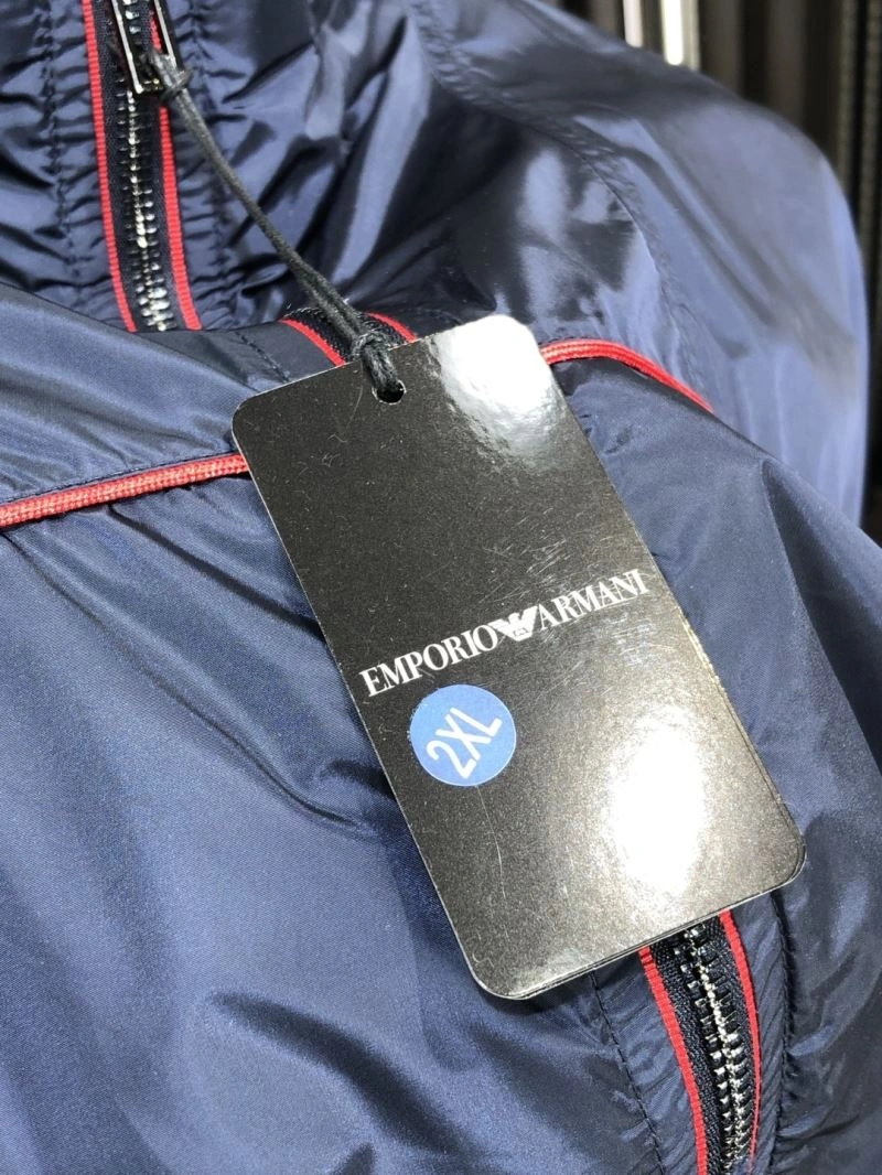 Top mirror Armani Outwear