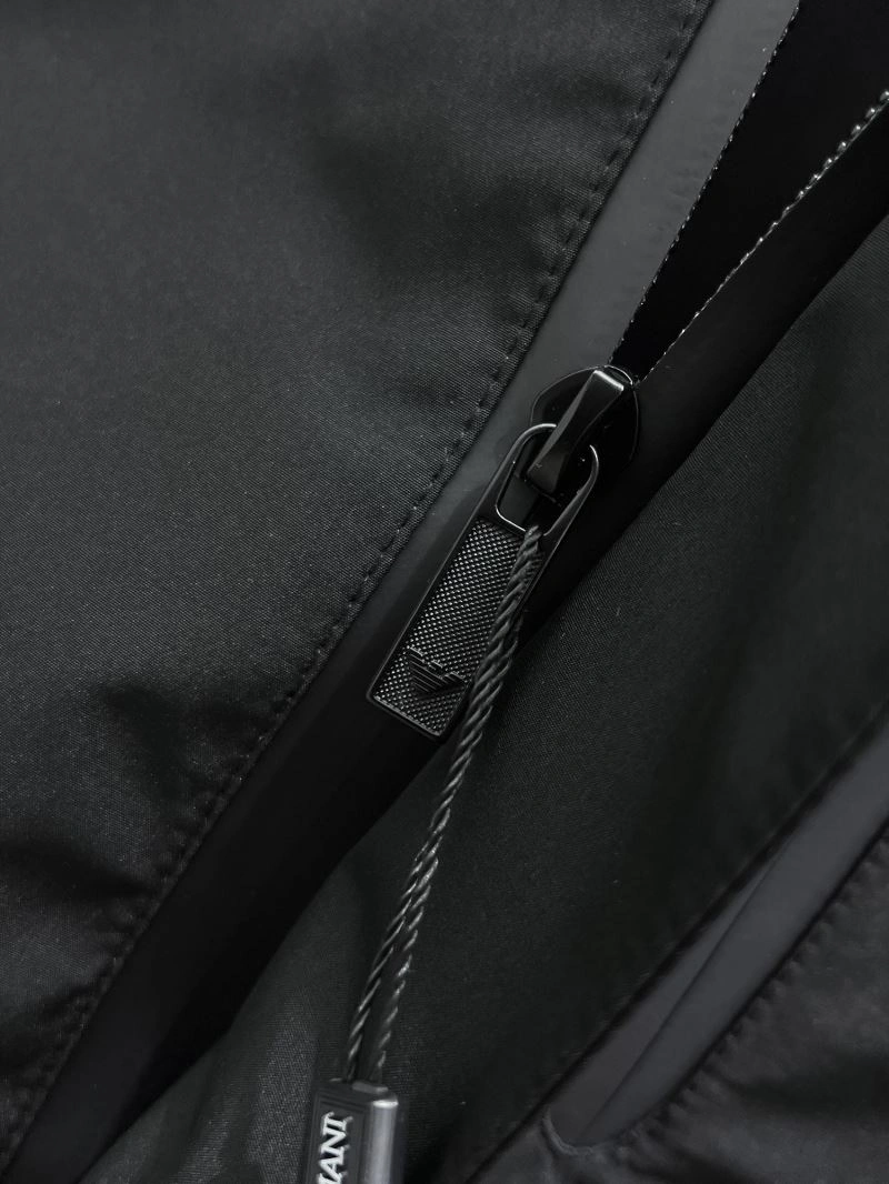 Top match Armani Outwear