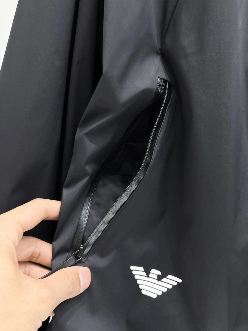 Top match Armani Outwear