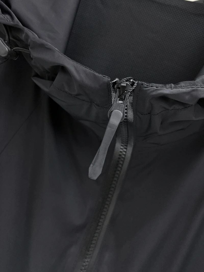 Top match Armani Outwear