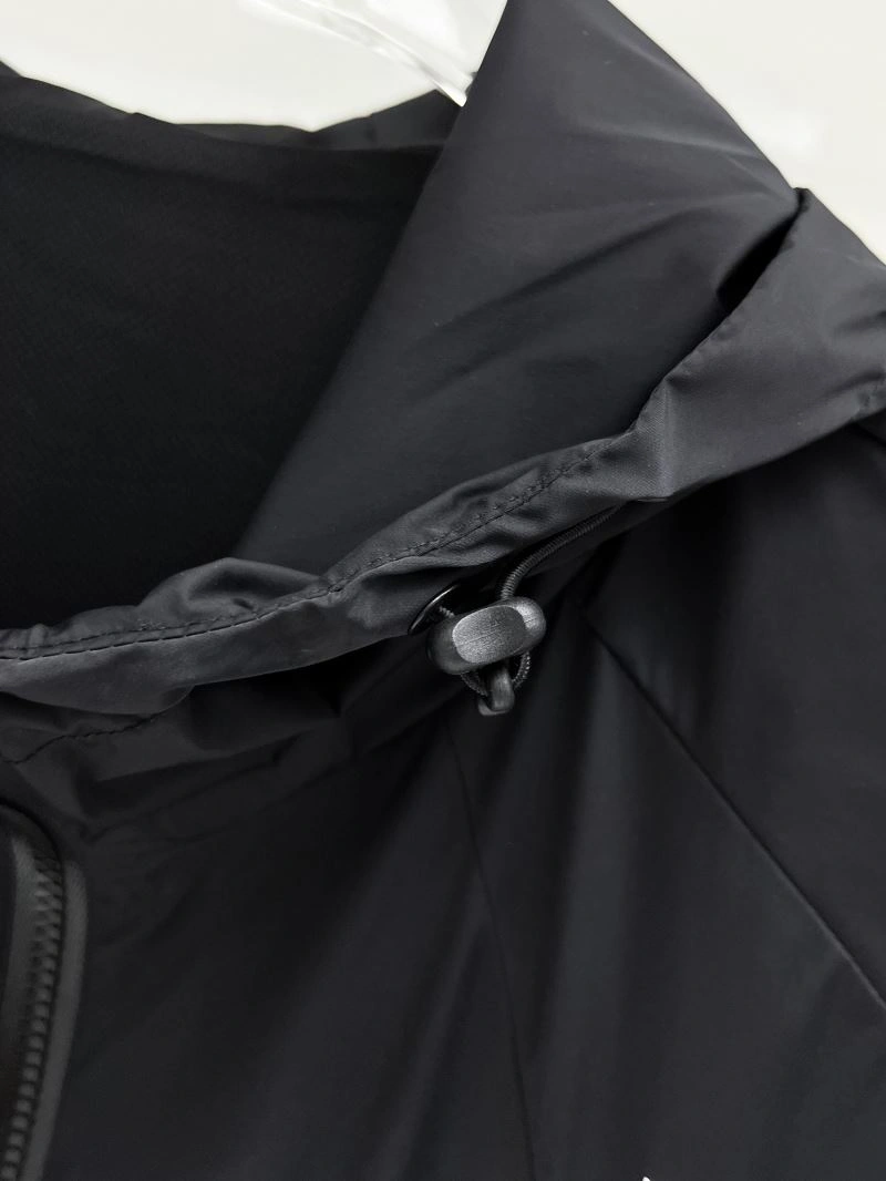 Top match Armani Outwear