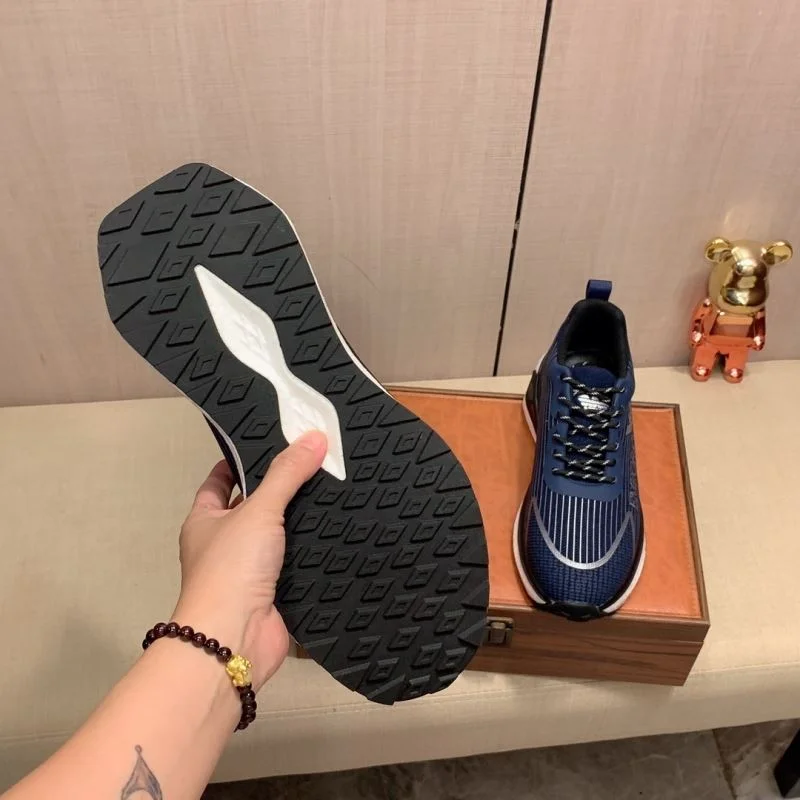 Low-cost Armani Shoes
