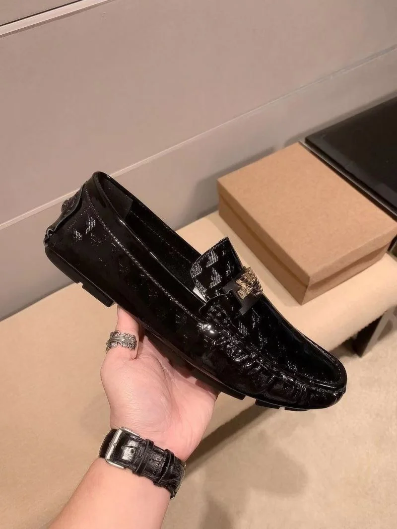 Top mirror Armani Shoes