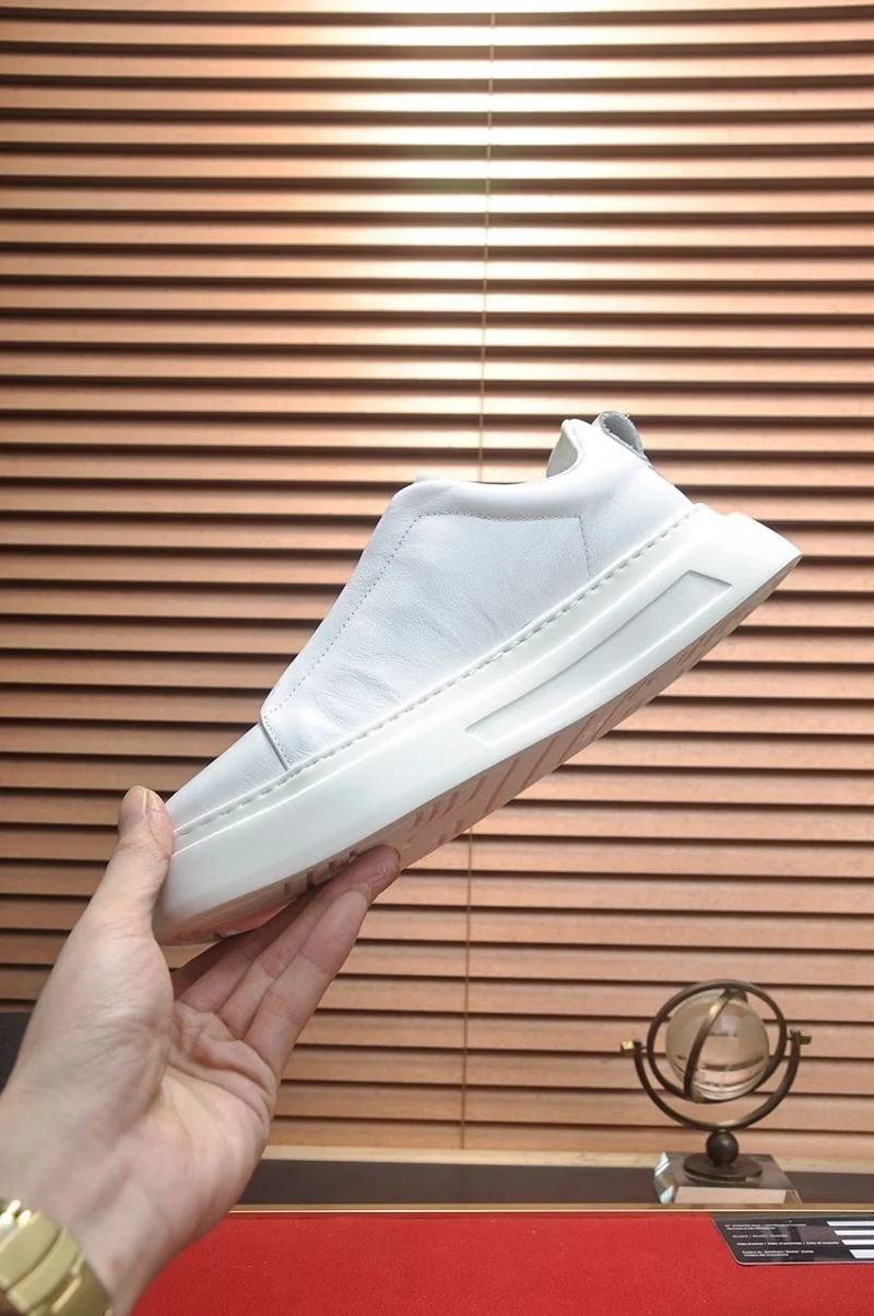 Precise copy Armani Shoes