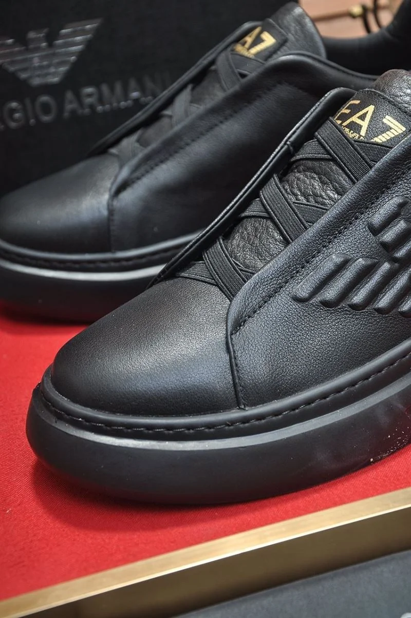 Top mirror Armani Shoes