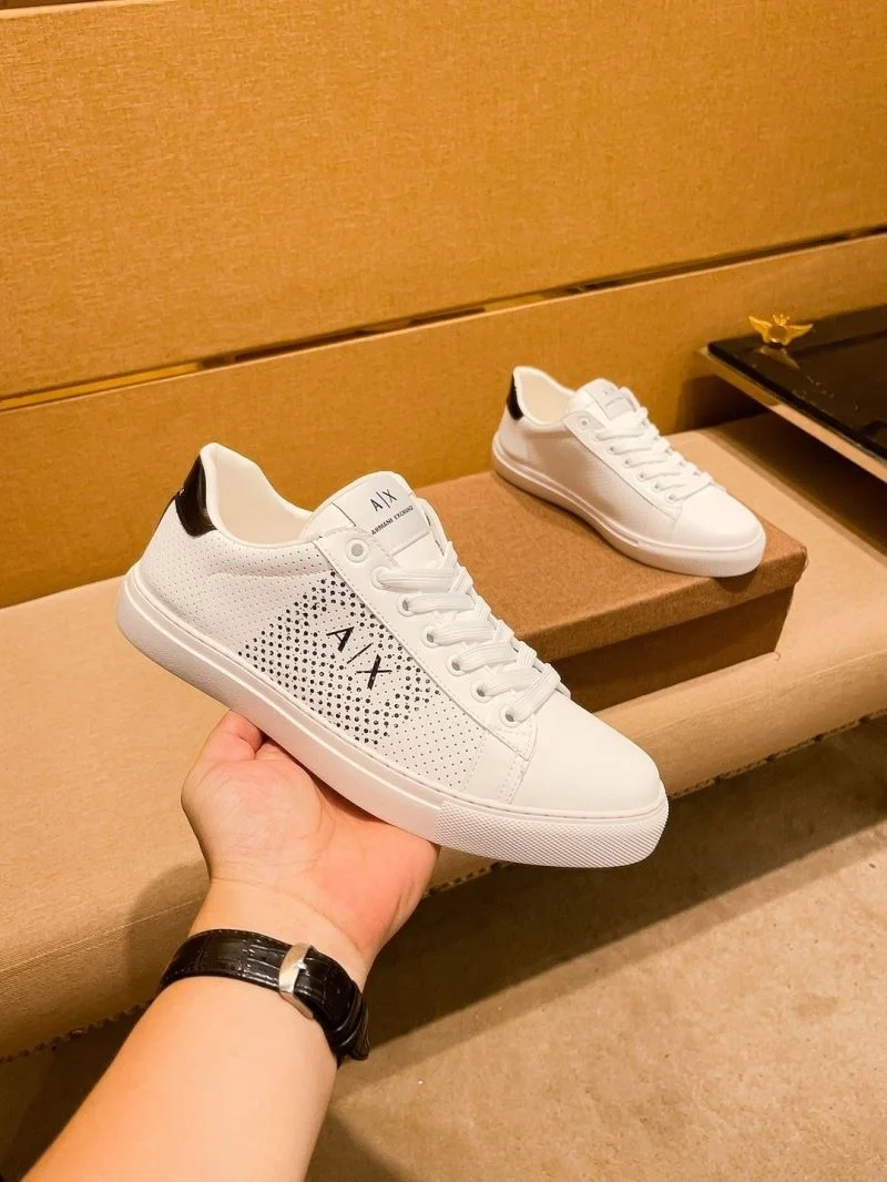 Top mirror Armani Shoes