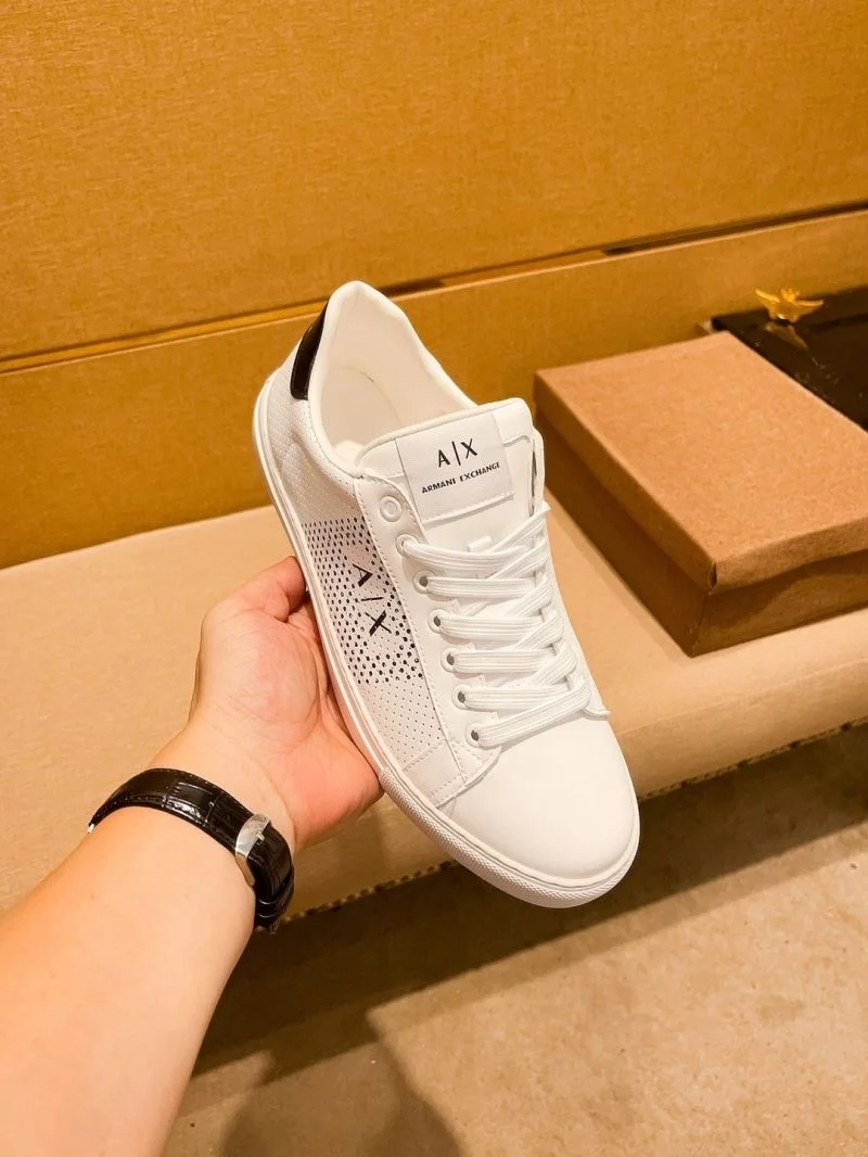 Top mirror Armani Shoes