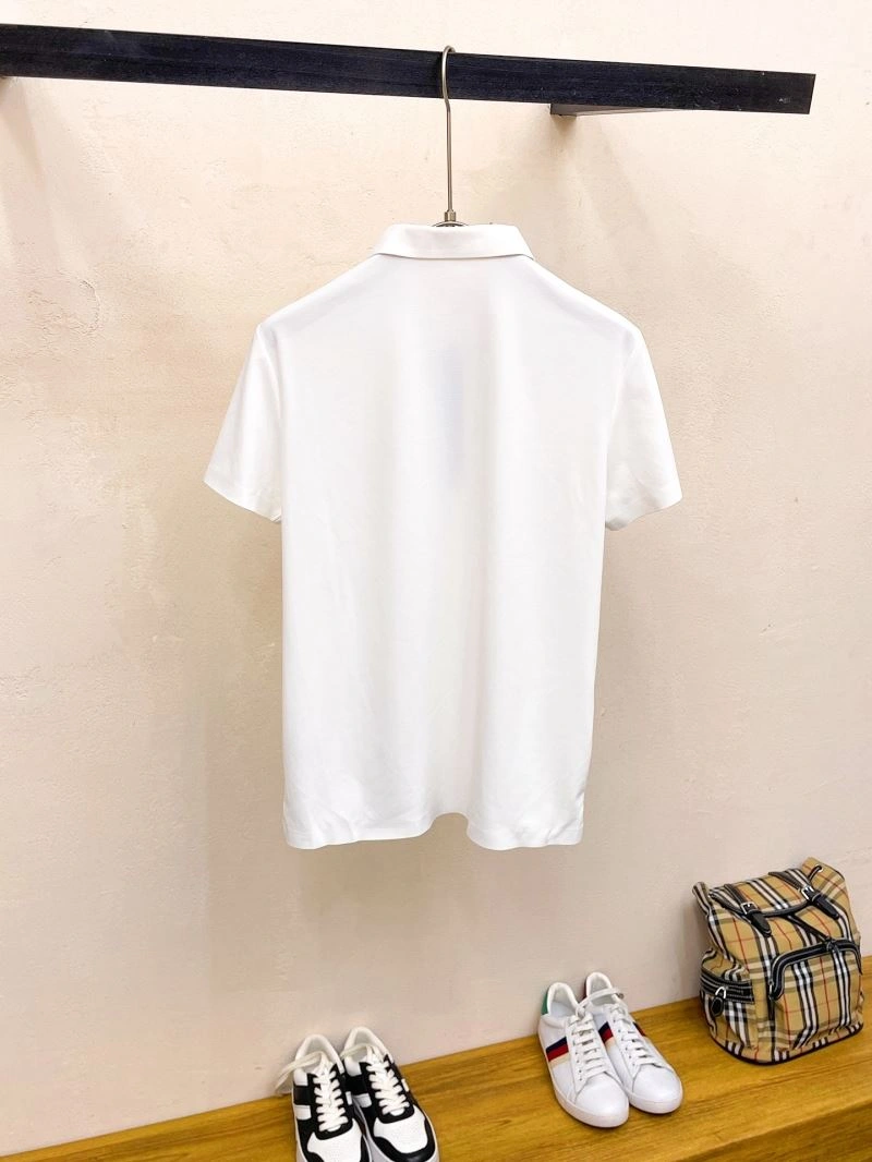 Low-cost Armani T-Shirts