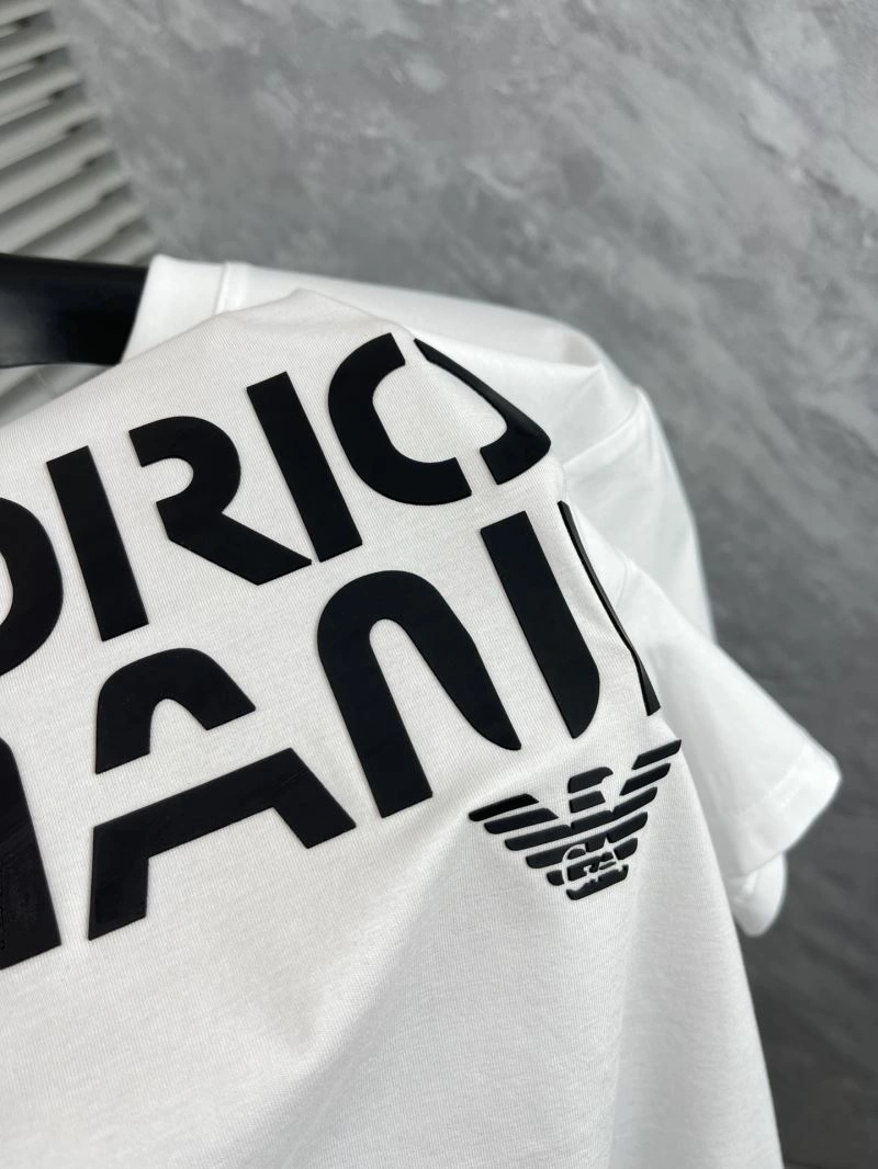 Low-cost Armani T-Shirts