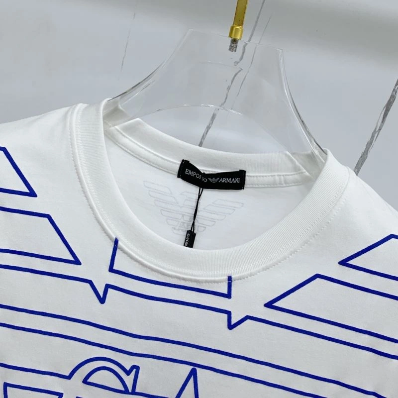 Low-cost Armani T-Shirts