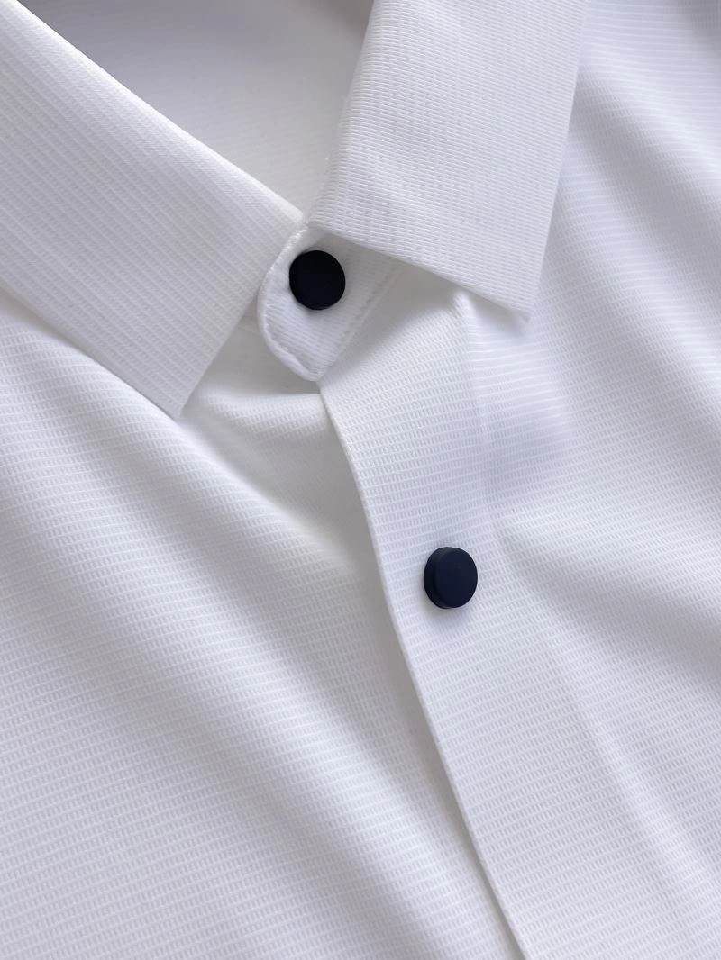 Low-cost Armani T-Shirts
