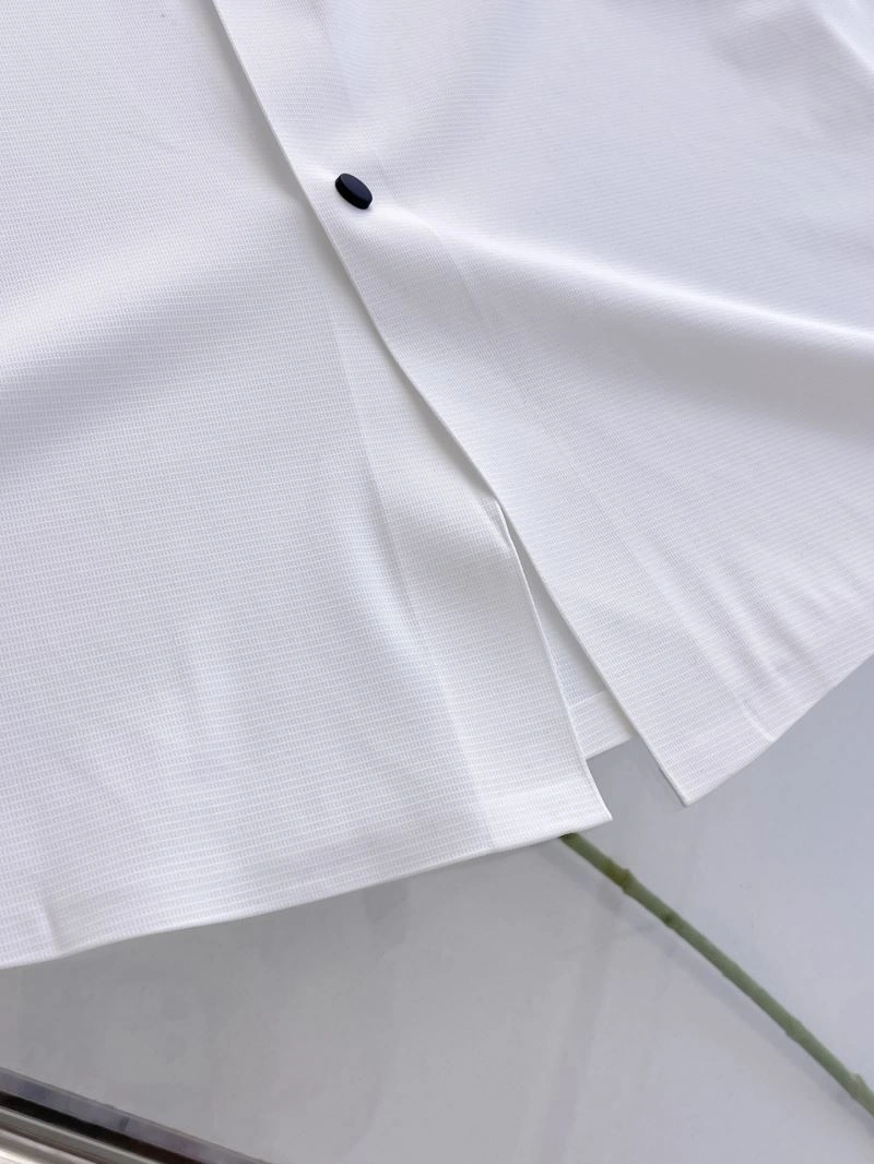 Low-cost Armani T-Shirts