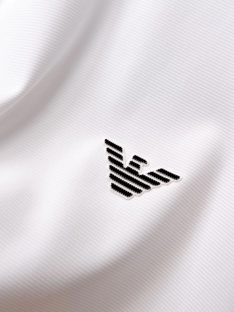 Low-cost Armani T-Shirts