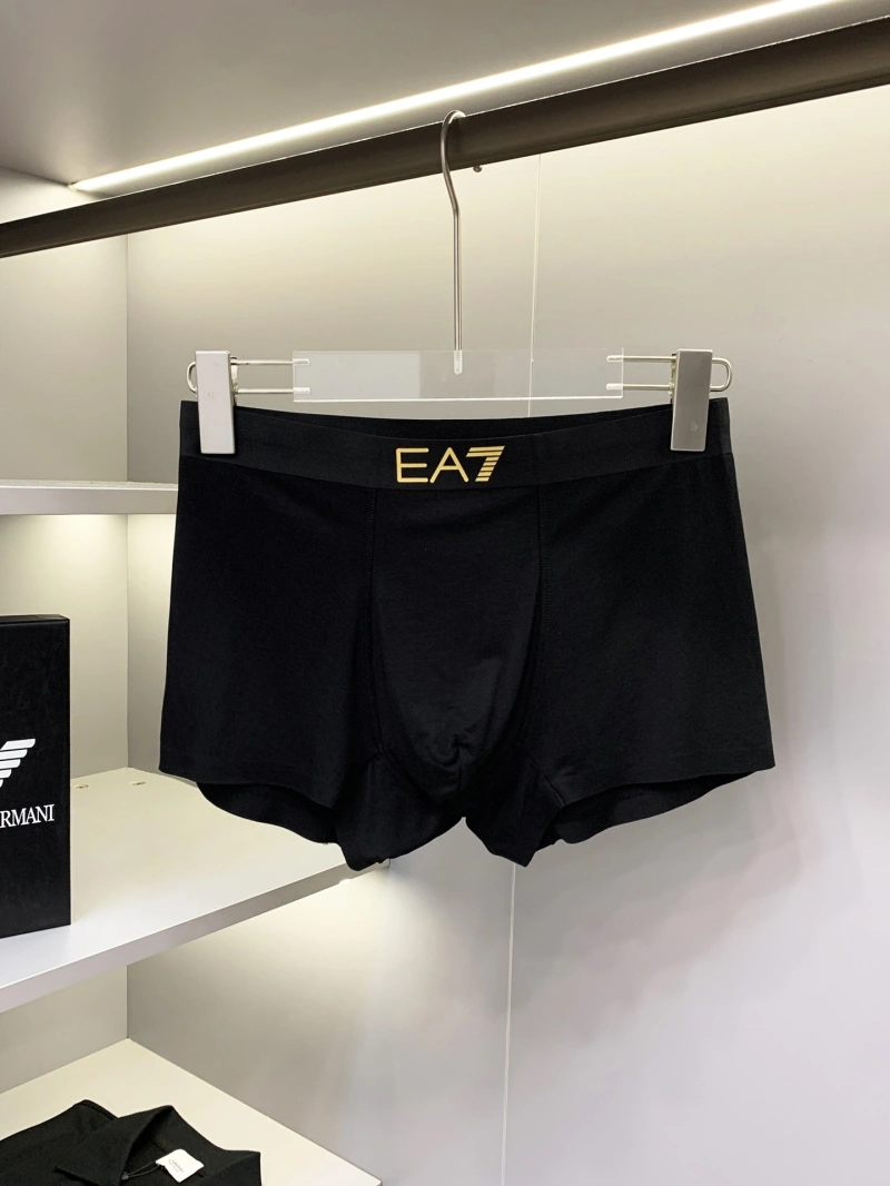 Top match Armani Underwear