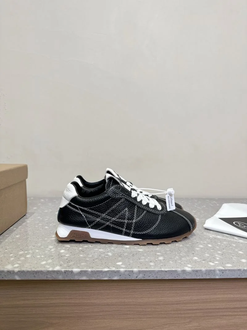 Accurate model Ash Shoes