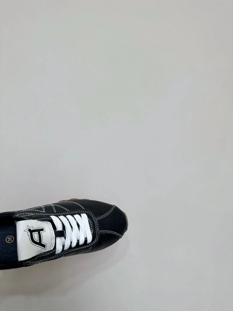 Accurate model Ash Shoes