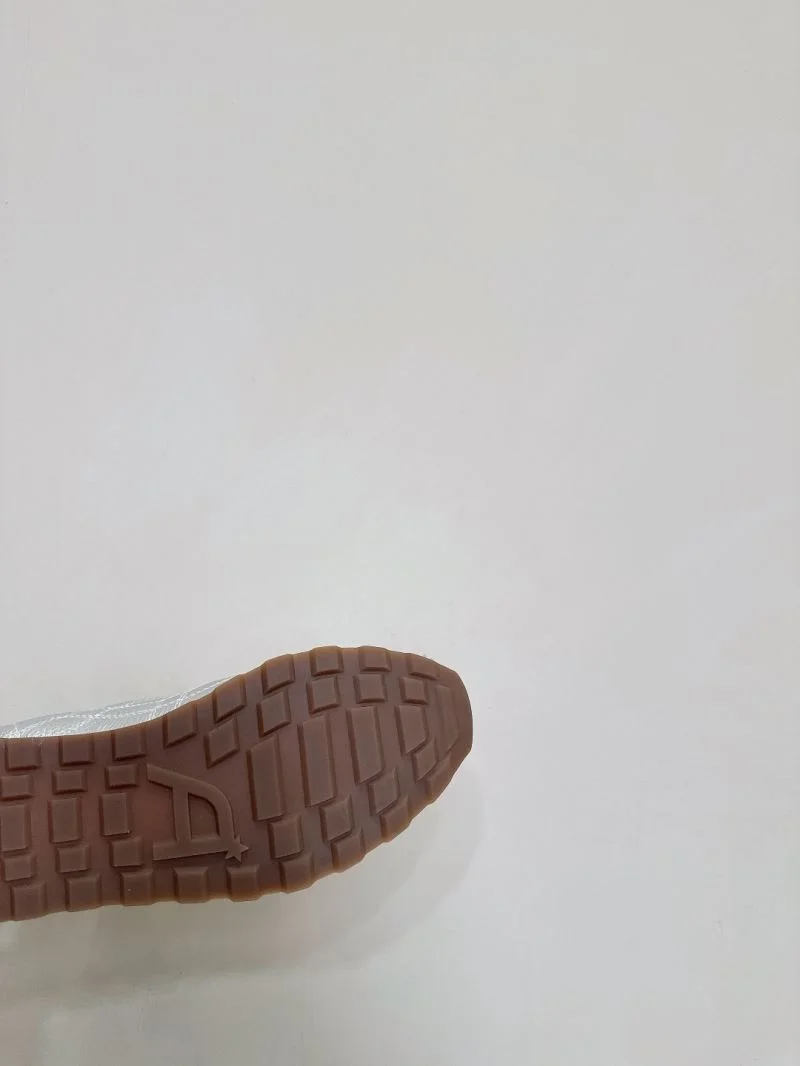 Indistinguishable Ash Shoes