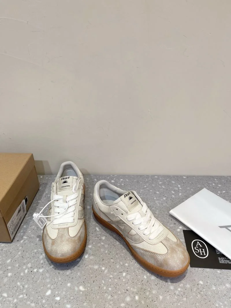 Accurate model Ash Shoes