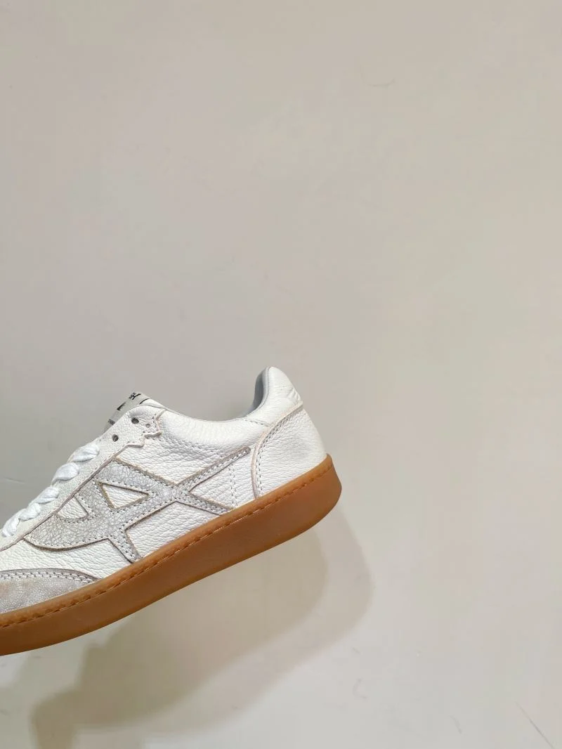 Accurate model Ash Shoes