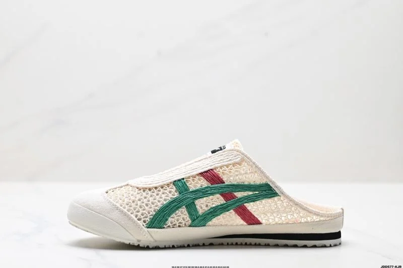 Low-cost Asics Sandals