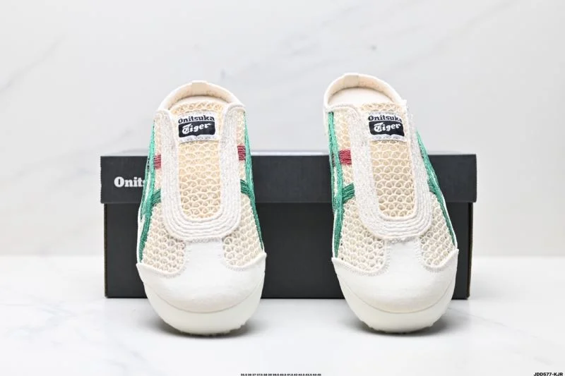 Low-cost Asics Sandals