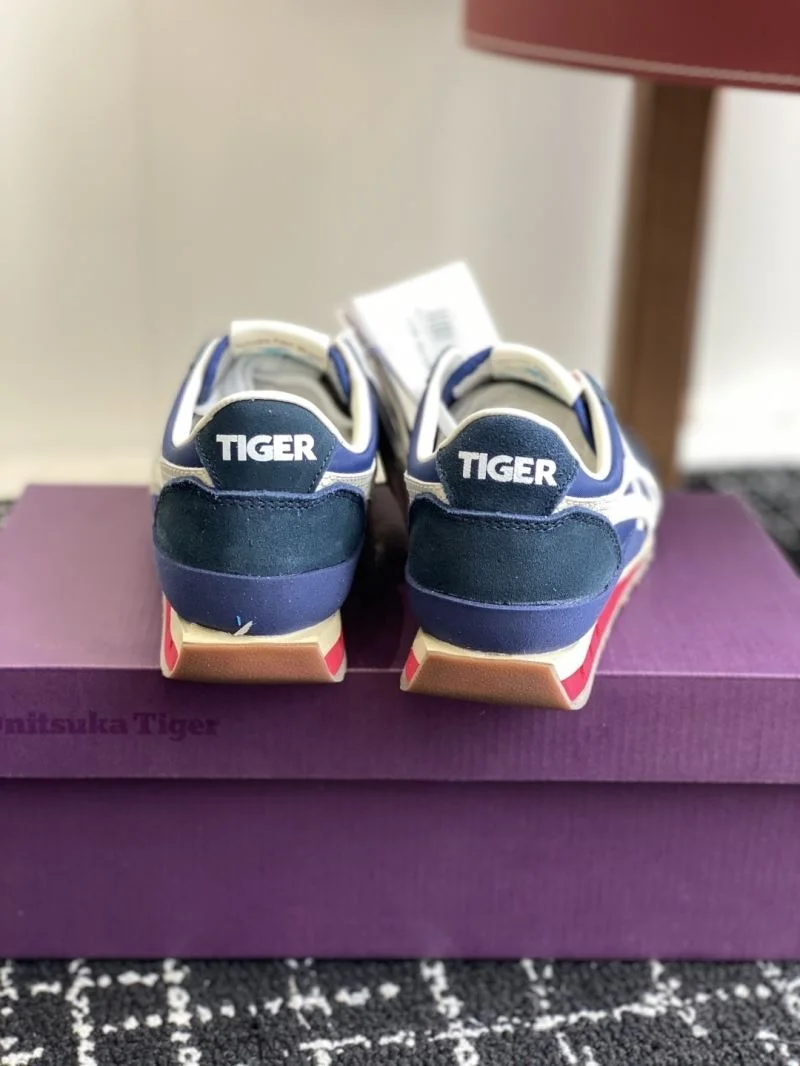 Bargain Asics Shoes
