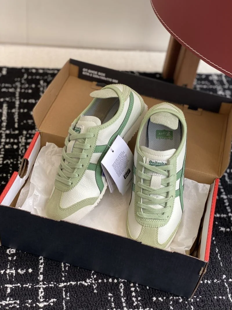 Top match Asics Shoes