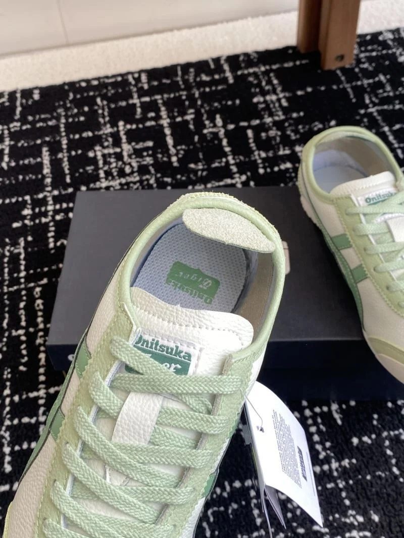 Top match Asics Shoes