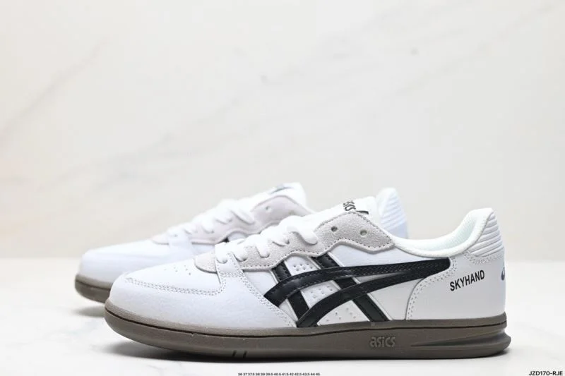 Brand-authenticated Asics Shoes